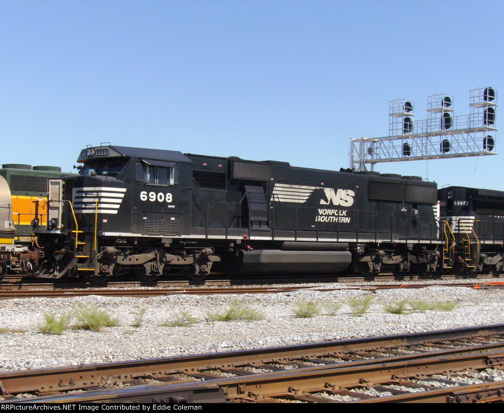 NS 6908 (SD60E / Rebuilt from NS 6561)